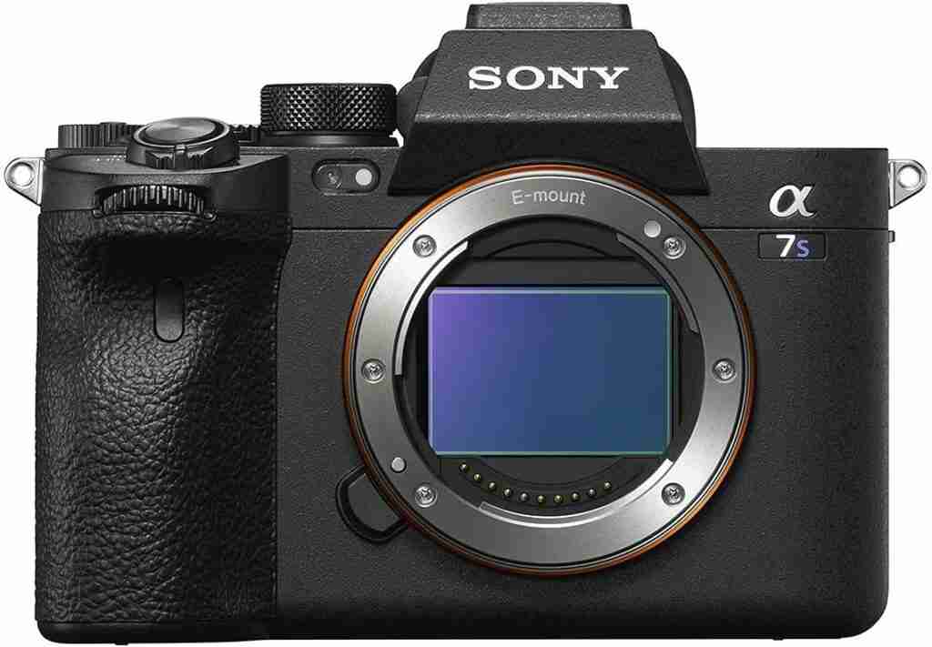 10 Best Cameras For Moon Photography In 2024 | Cameras Unleashed